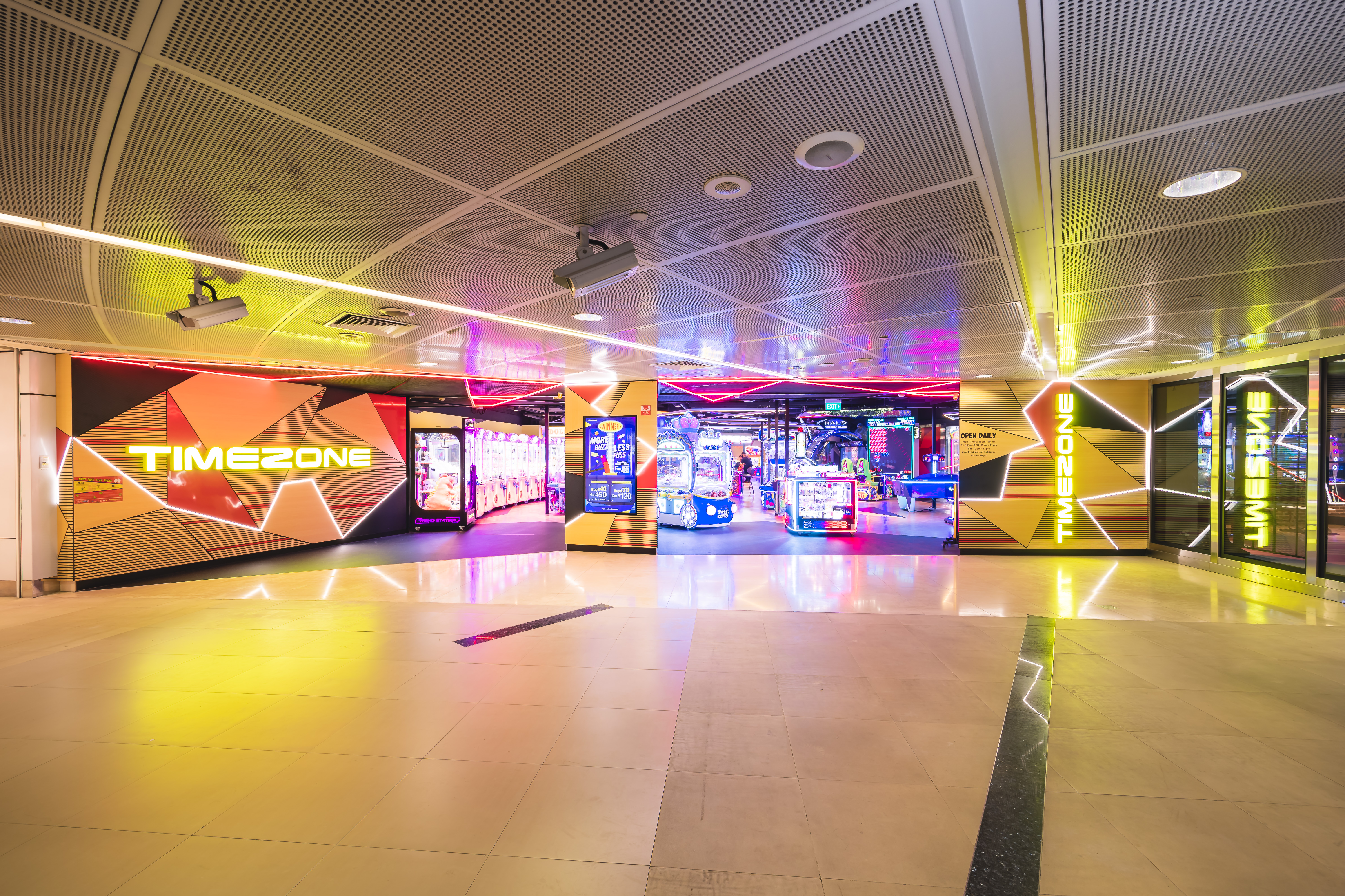 Timezone Orchard Xchange: New Arcade With Bumper Cars, Bowling, VR ...