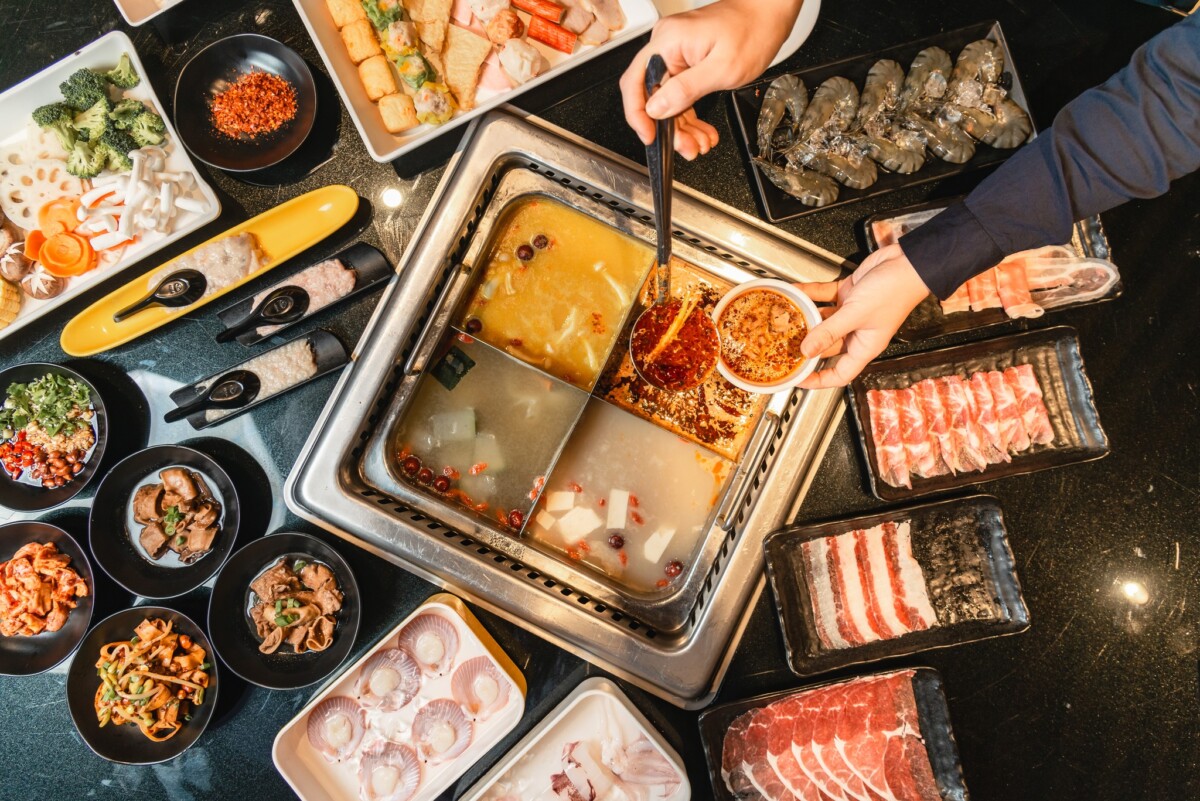 Budget Ballers Feast Like Kings: Heart Garden Hotpot in Johor Bahru ...