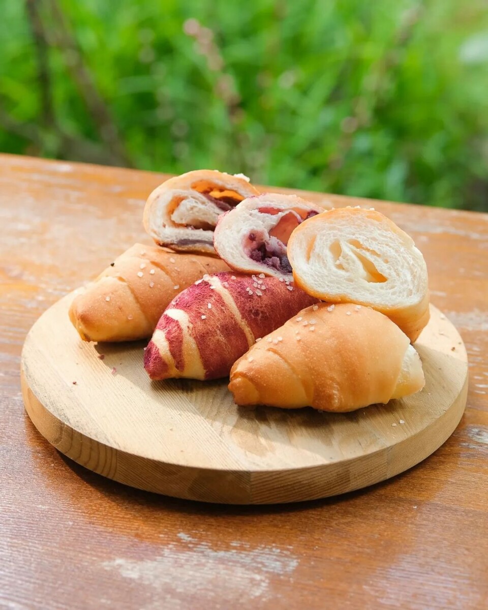 Unveiling 4 Must-Try Singapore Bakery Gems!